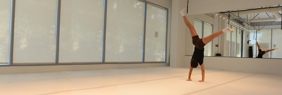 Roll-Out Cheerleading Mats | Durable Tumble & Cheer Mats – Mat Supplier ...