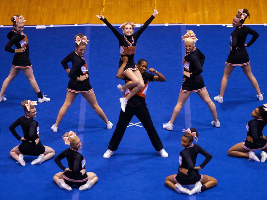 Roll-Out Cheerleading Mats - Canada Mats – Mat Supplier Group